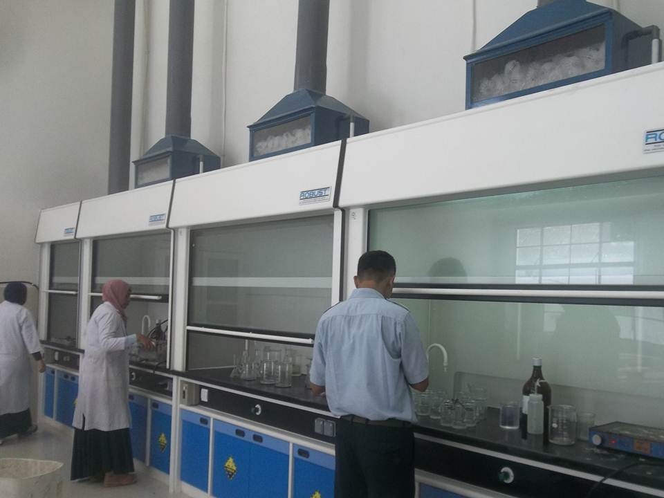 Produk laboraturium - Produsen Furniture Laboratorium Berkualitas